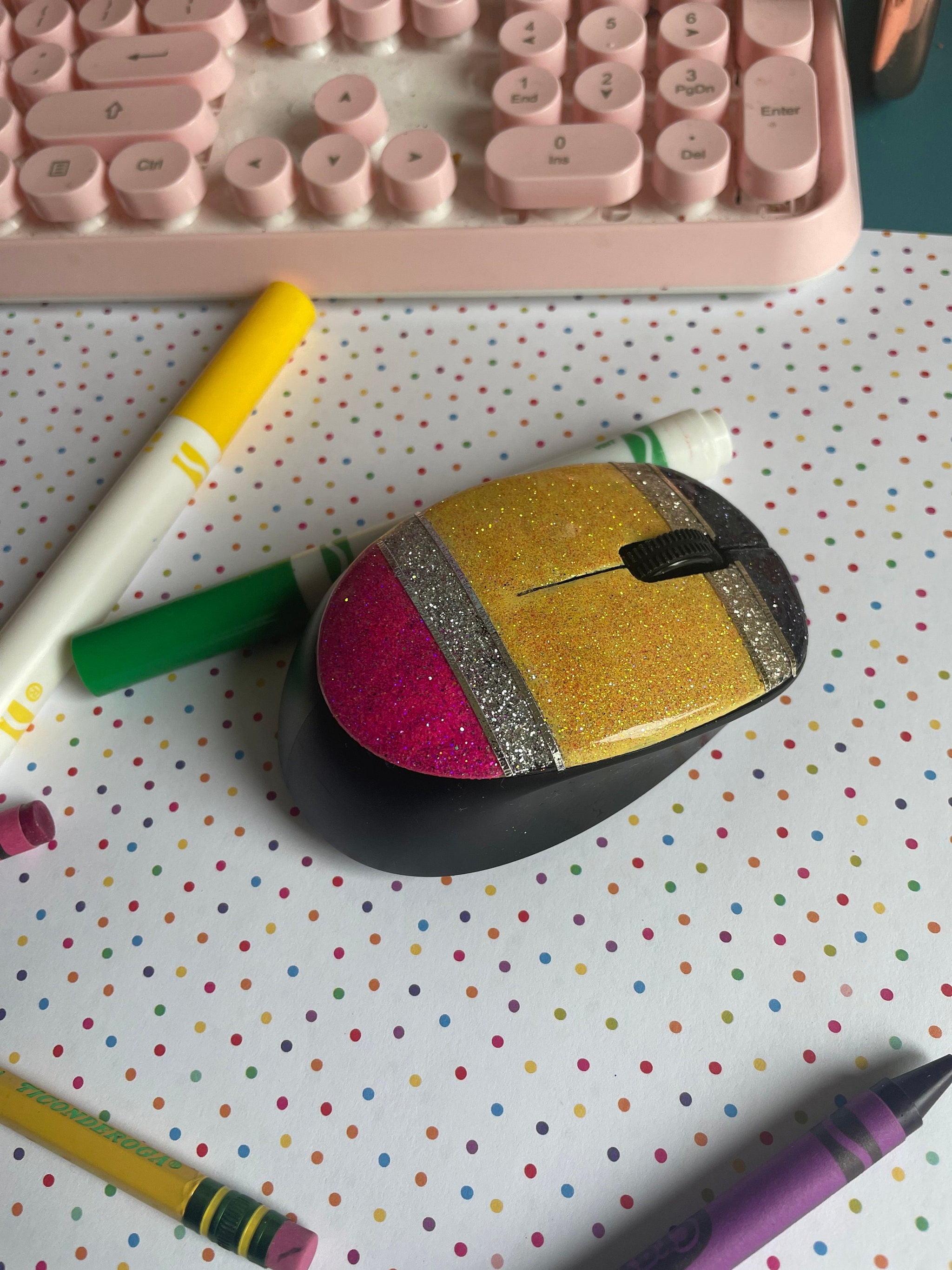 Glitter wireless mouse – MissCraftyCustoms